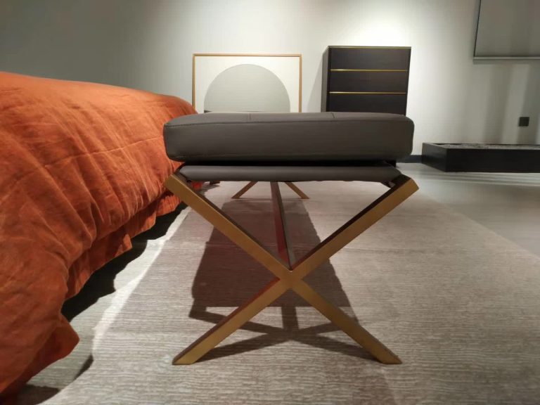 Kare Bench – Theory of Living