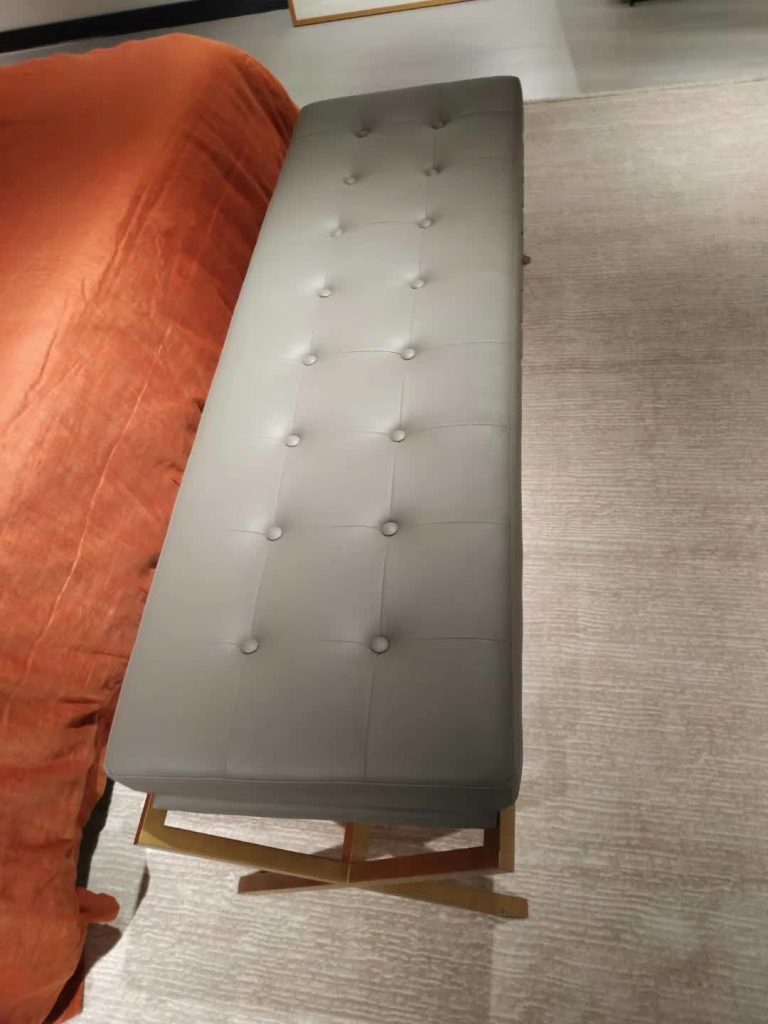 Kare Bench – Theory of Living