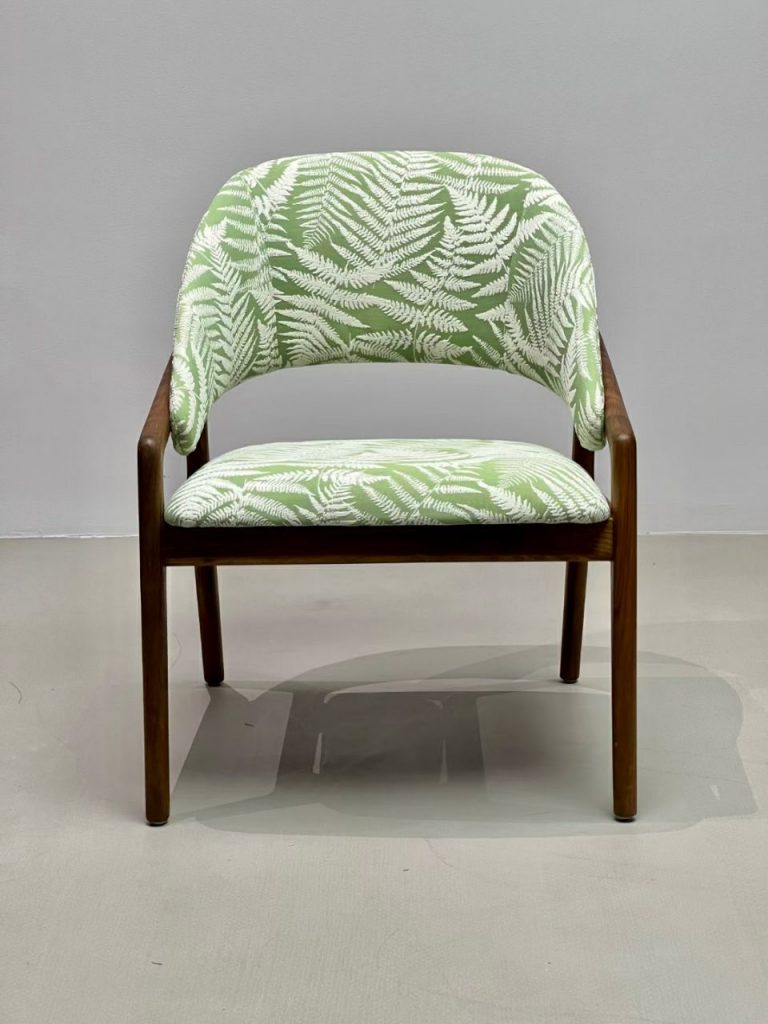 Jenny Chair – Theory of Living